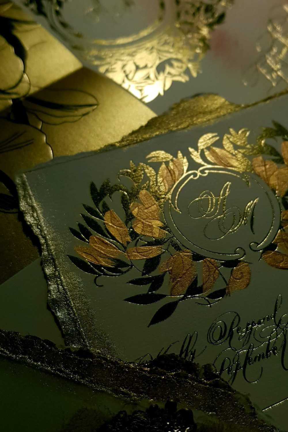 Luxury Baroque Style Wedding Invitations with Touches of Gold